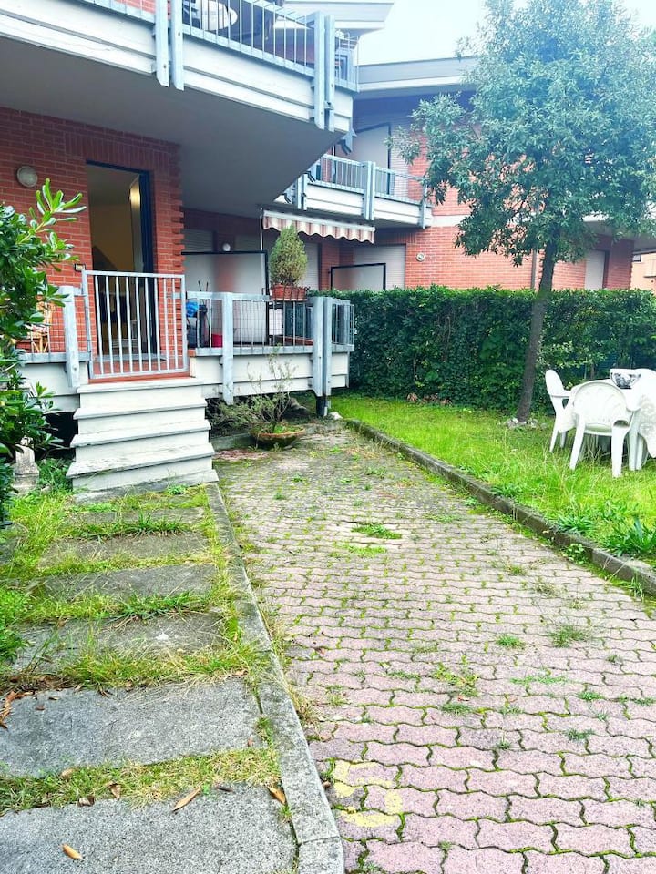 Appartamento Marina Di Massa - Massa