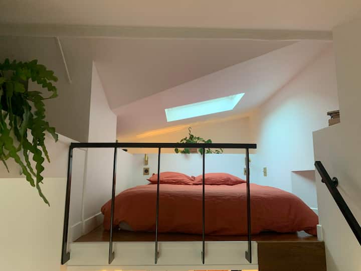 "Sous Le Ciel De Paris" - París