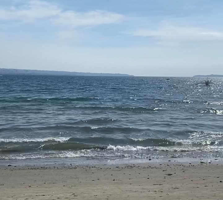 Baybayin Beach House - Olongapo