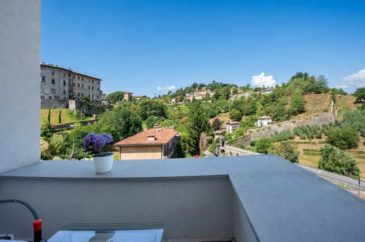 Sweet Balcony Charme E Relax - Bergamo