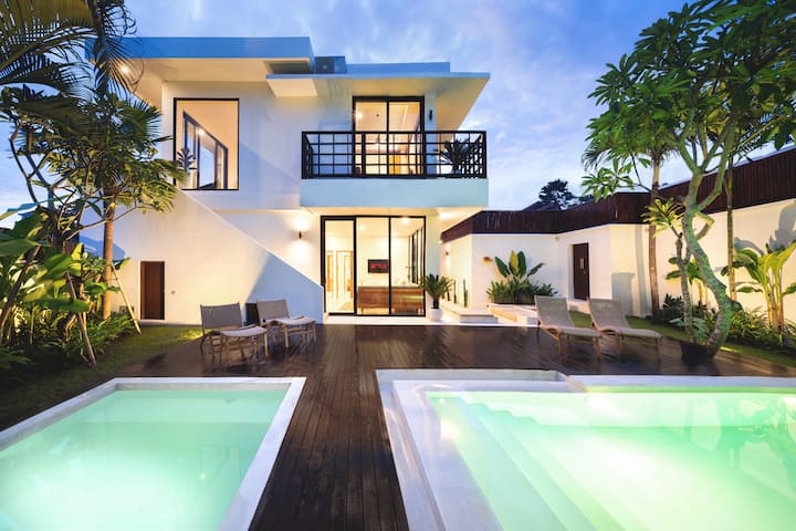 5 Bed W/ Hot Tub | Canggu / Pererenan - Canggu