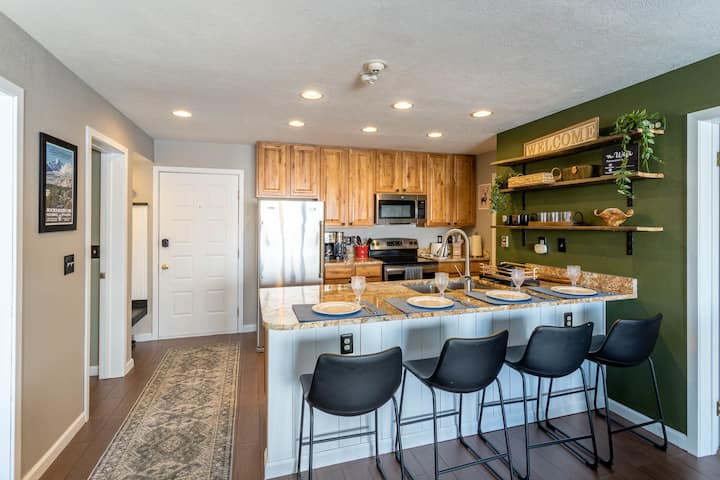 Ski In - Ski Out Granby Ranch Condo - Granby, CO