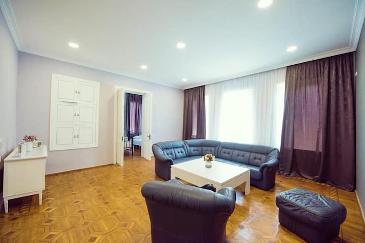 Villa On The Hill - Kutaisi