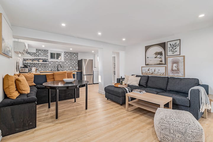 Newly Renovated 2 Bedroom Basement Retreat - Ottawa