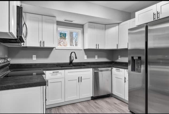 Modern Home On The Westside Of St. Paul - Saint Paul, MN