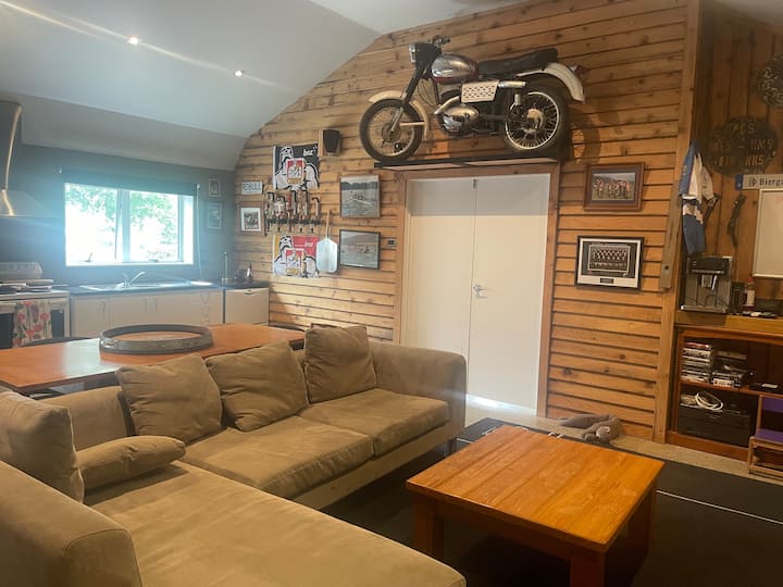 Cosy Manpad - Kihikihi