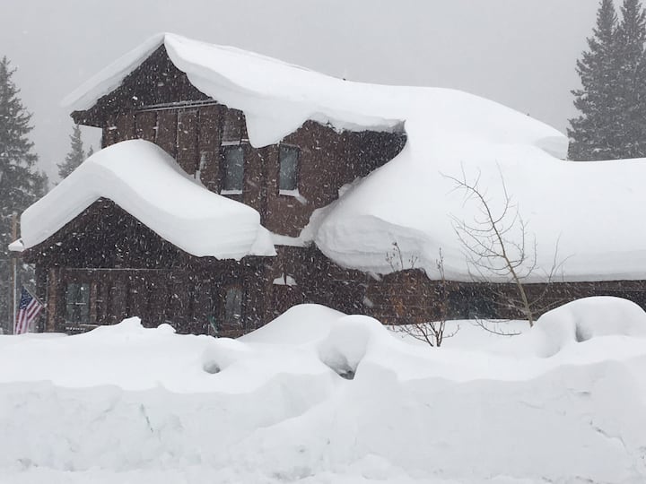 Luxury Mountain Retreat Cooke City - Cooke City-Silver Gate, MT