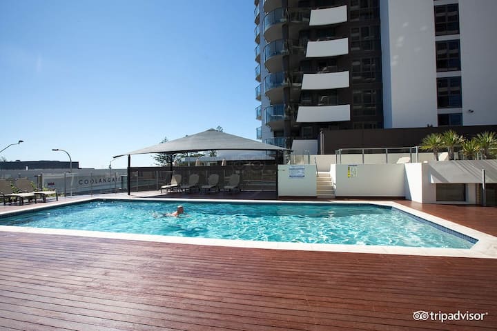 Beach House Seaside Resort - On Coolangatta Beach - Coolangatta