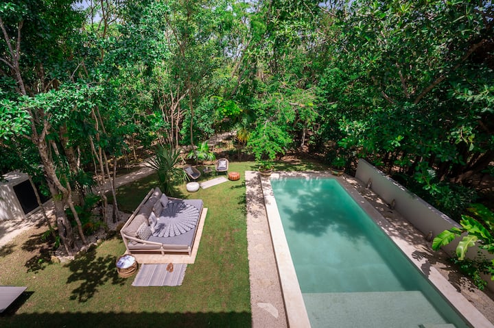 Stylish Villa Close To Amenities & Golf! Pool! - Puerto Aventuras