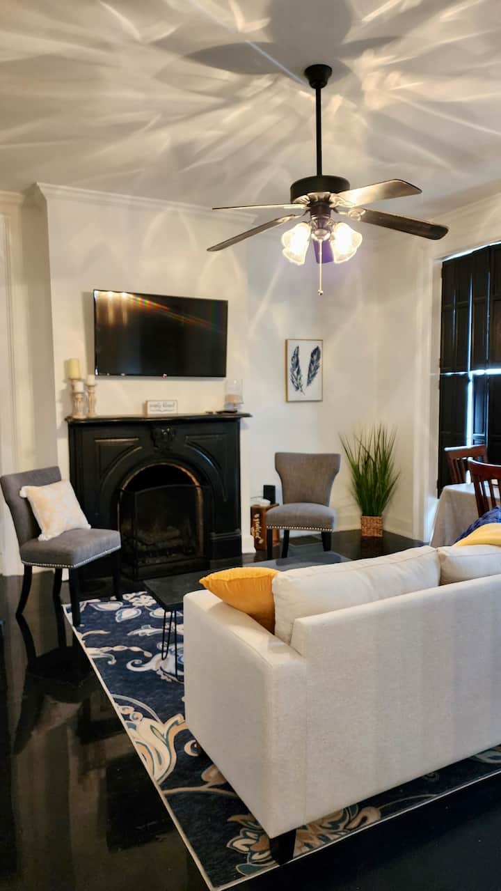 Haagen Haus Eagle View Apartment - Alton, IL