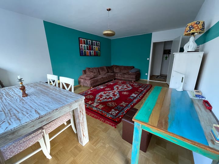 Wohnung In Idyllischer Lage - Berg