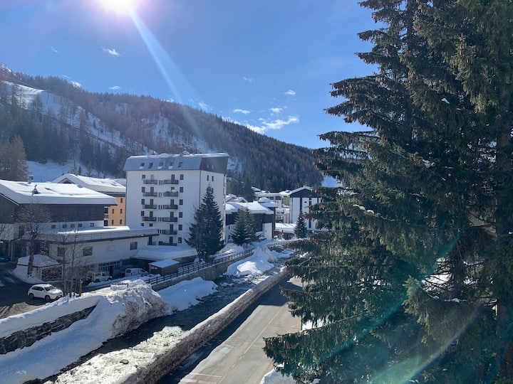 Cozy Mountain View Apartment - Madesimo