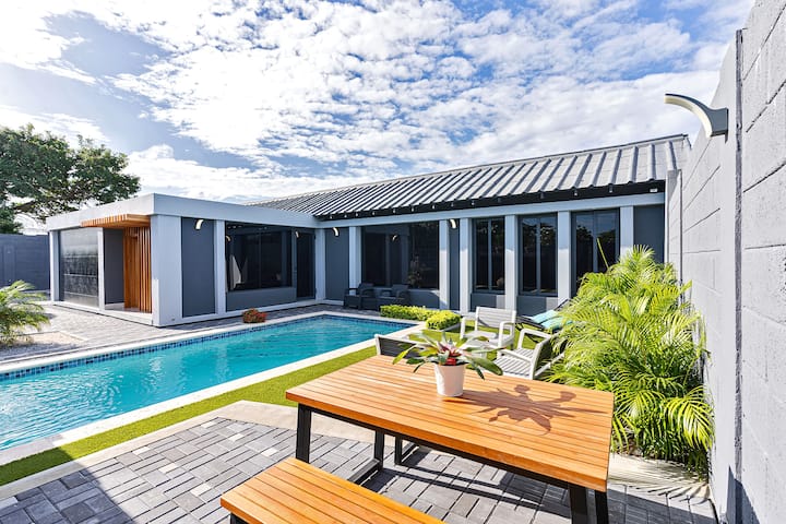 Spacious Family Gateway 5br Villa W/ Pool |Bbq - Aruba