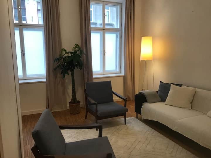 Wohnen & Arbeiten Im 18. Bezirk - Vienna