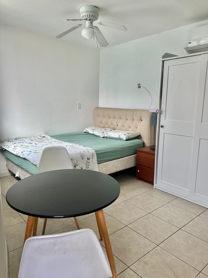 A Separate Room In The Backyard! - San Dimas, CA