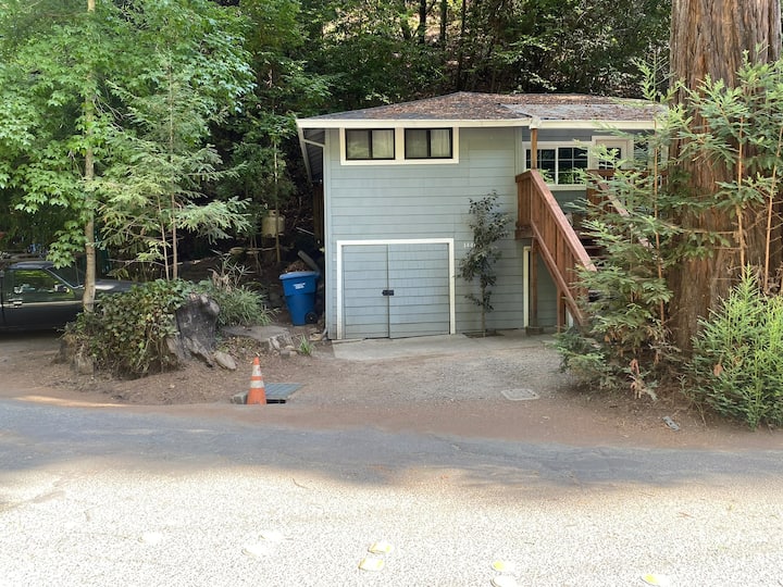 Sweet Bungalow In Guerneville - Russian River, CA