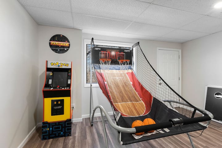 Family Game Cabin | Pool/lake Access! 9 Min To Sdc - Branson, MO