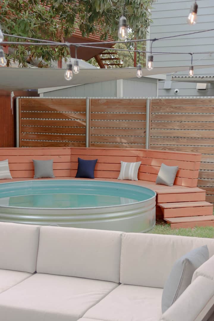 Pool! Bbq! Yard! Great East Side Location! - Austin, TX