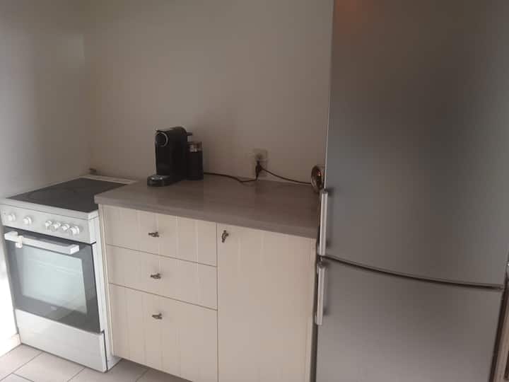 Kamer In Het Centrum Antwerpen. - Anvers