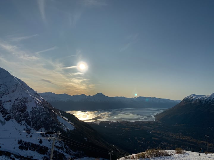 Powder&fizz Basecamp - Alyeska, AK