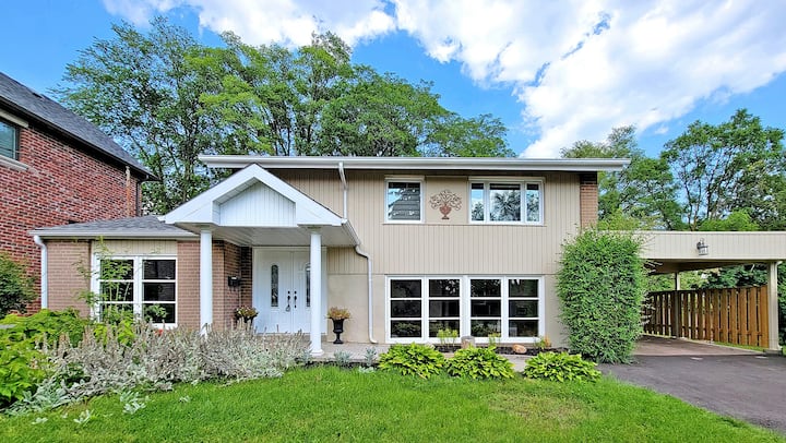 Entire Unshared Cozy House For Your Entire Family - Toronto