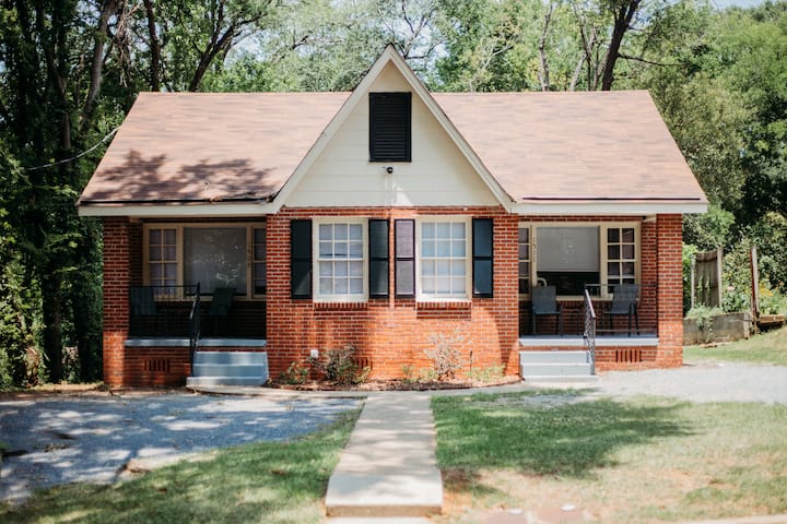 Close To Downtown-emma B's Place, Dog Friendly - Montgomery, AL