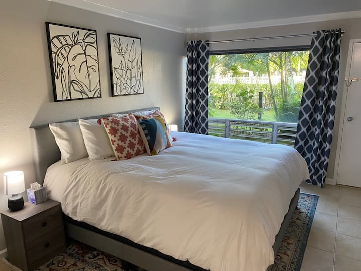 Newly Renovated Condo With Pool! - Princeville, HI