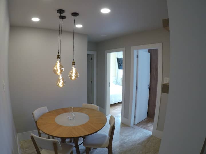 Jóia Solar Do Leblon A 3 Minutos Da Praia! - Rio de Janeiro