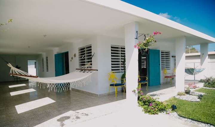 Cozy & Relaxing - Walk To The Beach-great Location - Arecibo