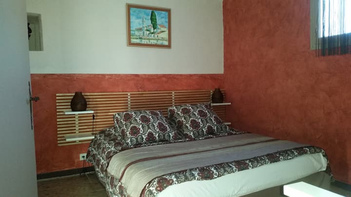 Chambre "Ivana"  5 Pers - Pdj Inclus - Sdb Spa - Gordes