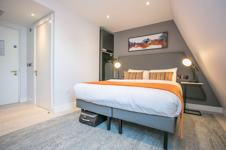 Loft Studio Apartment-grafton Street-sleeps 2 - Dublin