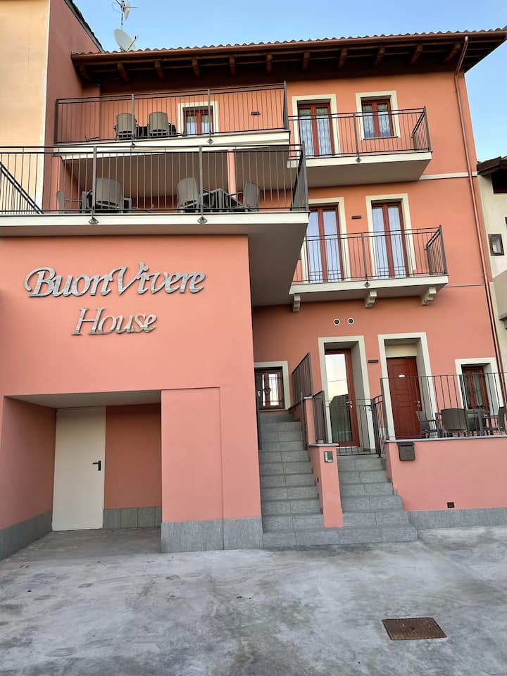 Buonvivere House Il Nocciolo - Bra