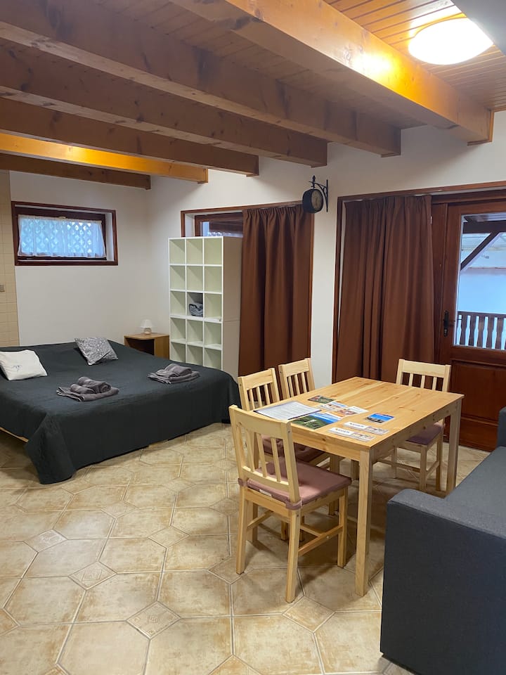 Harmony And Wine Apartments-kékfrankos - Eger