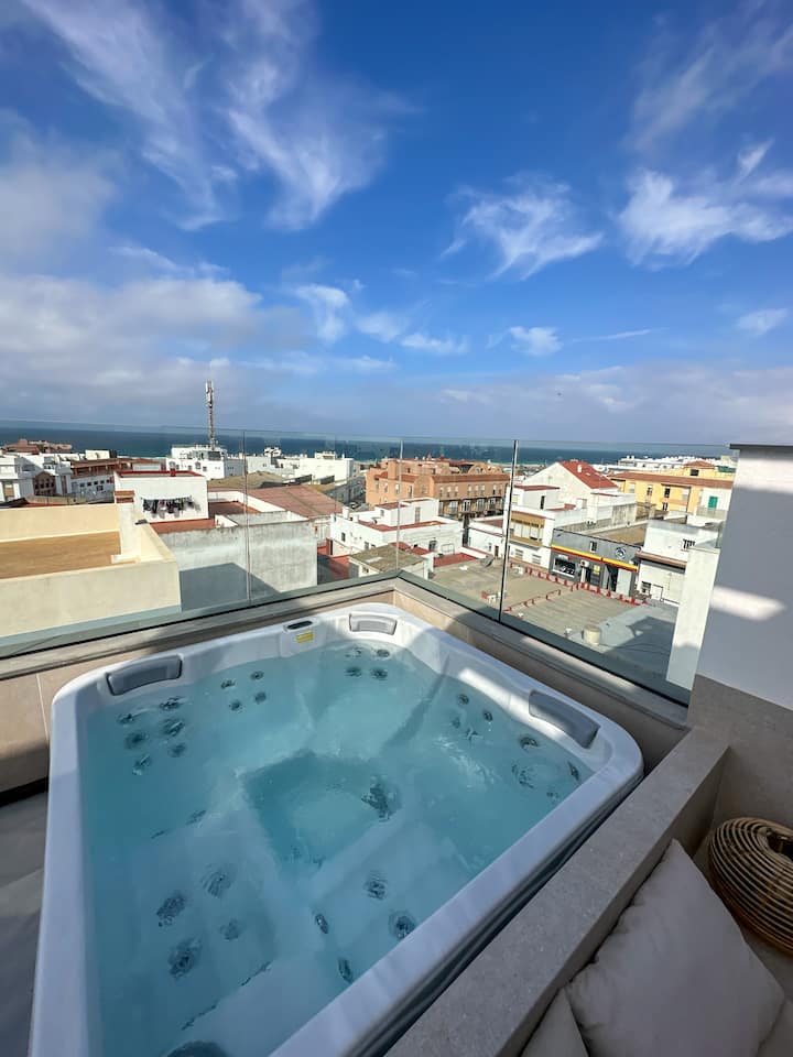ÁTico Premium: Terraza Jacuzzi Vistas Parking Wifi - Tarifa