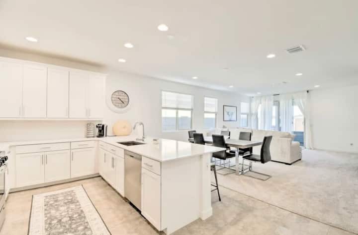 Brand New Gated Community - Glendale, AZ