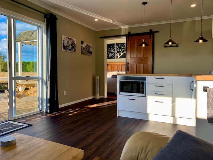 The Old Clive Post Office - Clive