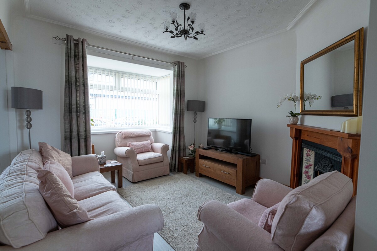 Cottage, Hightown Village, Liverpool / Southport - Houses for Rent in ...