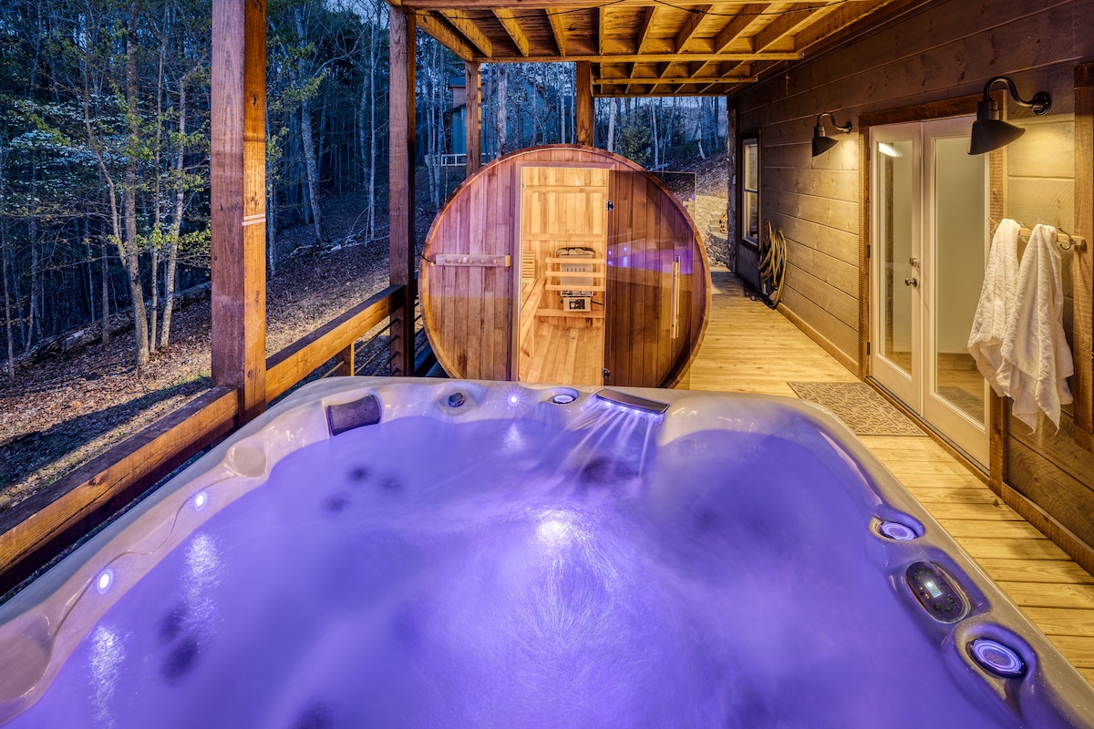 Amazing Location, Sauna, Hot Tub, 2 Full Kitchens. - Cabins for Rent in ...