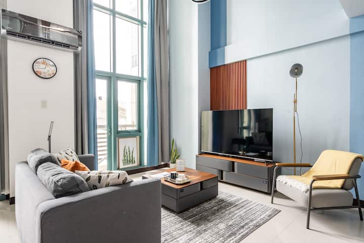 Stylish Loft, 65 In Uhdtv W Fast Wifi + Pool & Gym - Pasig