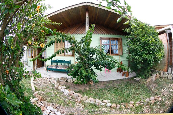 Casa Charmosa E Aconchegante / Refúgio No Laranjal - Rio Grande, Brazil