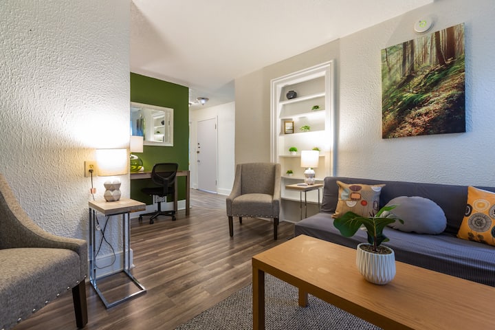 Peaceful & Cozy Unit Only 3 Minutes To The Falls‼️ - Niagara Falls, NY