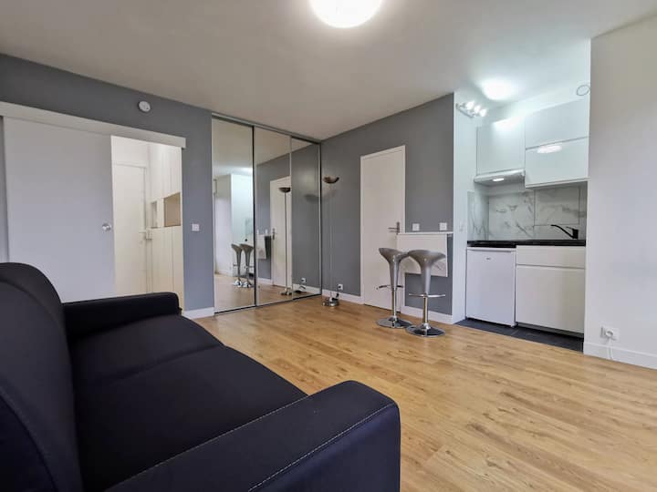 Cozy Studio Near La Défense - Bois-Colombes