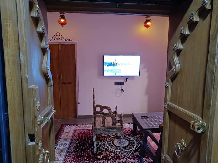 Dakshina Haveli Heritage Family Suite - Udaipur