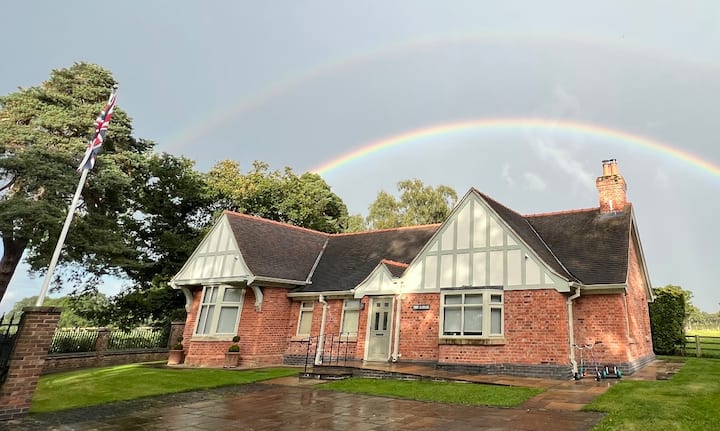 The Lodge - Knutsford