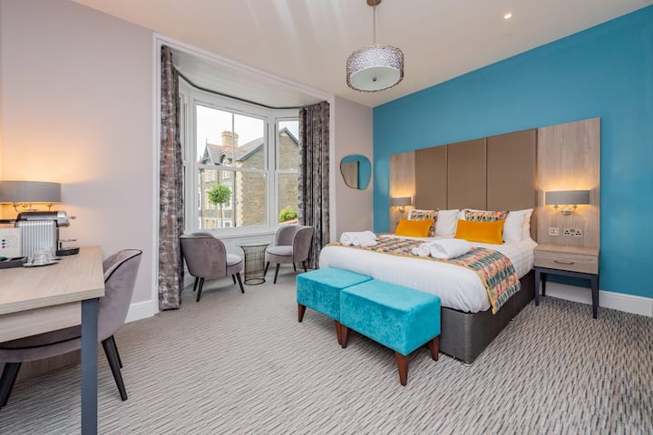 Townhouse No.1 Y Pier | The Pier - Aberystwyth