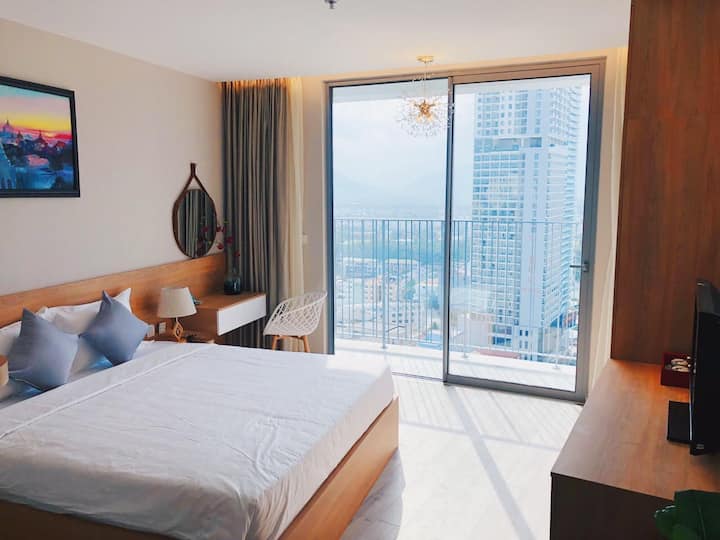 Cozy City View Studio In Central, Pool & Gym - Vĩnh Thái