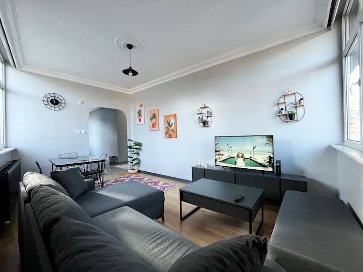 Stylish Apartment In Nişantaşı Nisantasi - Estambul