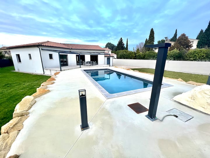 Maison Tout Confort Avec Piscine Privée - Monteux