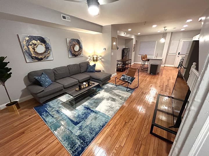 Stylish Gem In Greater Navy Yard - Washington, DC