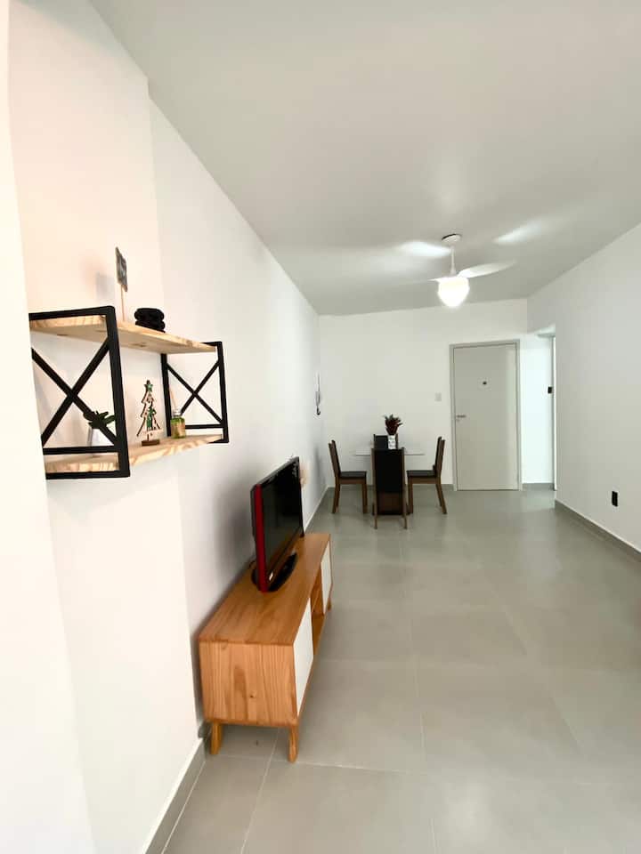 Apartamento 100m Da Praia, Meia Quadra Da Praia! - Santos